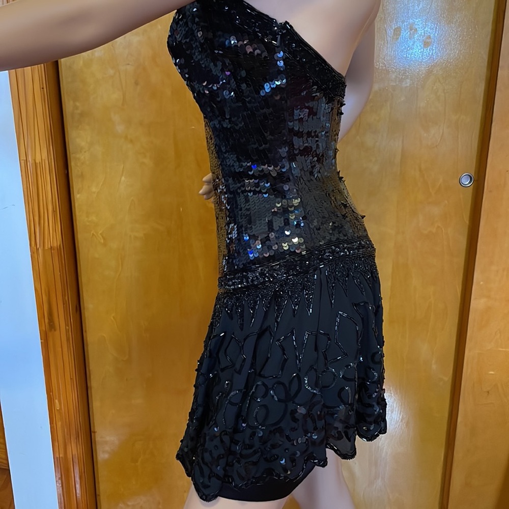 Beautiful Sequin Beaded Strapless Black Party Dress - Gem